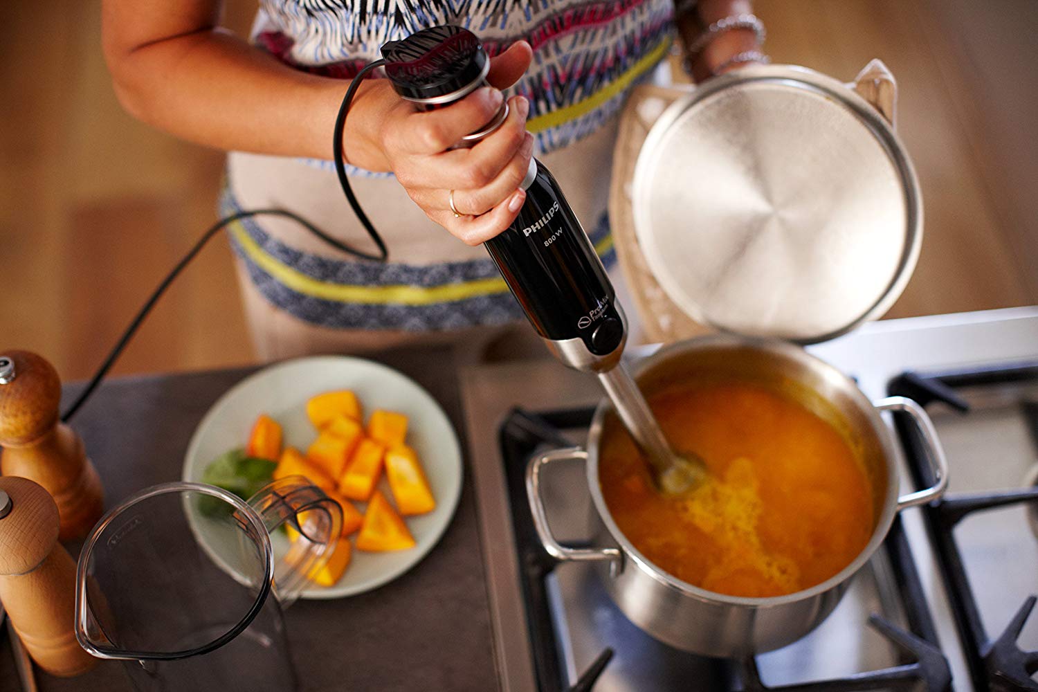 Philips ProMix Hand Blender HR1670/92 Review - Best Immersion Blenders ...